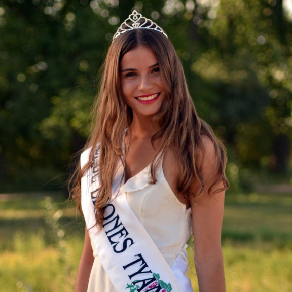 Convocatoria abierta para ser Reina de Tonada y Vendimia de Tunuyán ...